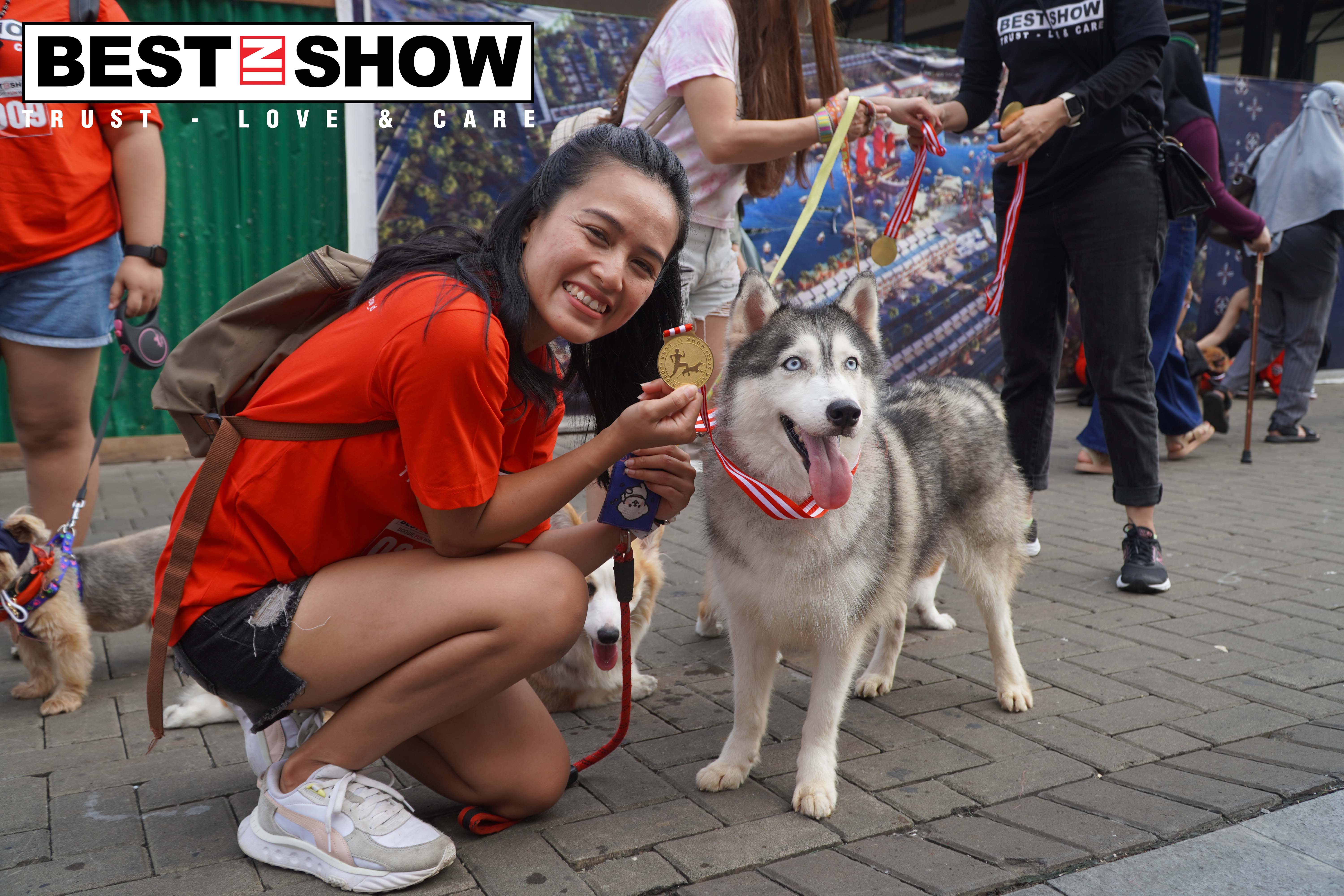 BEST IN SHOW DOGGIE FUNWALK | Best In Show - Best Pet Food For Your Pet